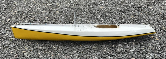 VINTAGE RC RACING Yacht model sailing boat hull project fibreglass ...