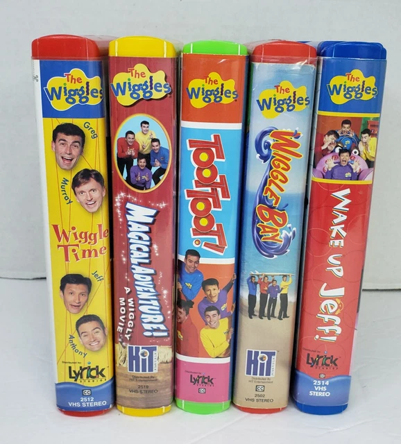 THE WIGGLES VHS and DVD Lot of 5 Toot Toot Wiggle Bay Space Dancing £20 ...