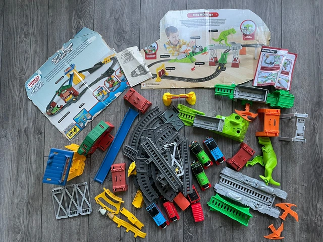 THOMAS THE TANK Dino Trackmaster Escape & Sorting Office. 5 Engines ...