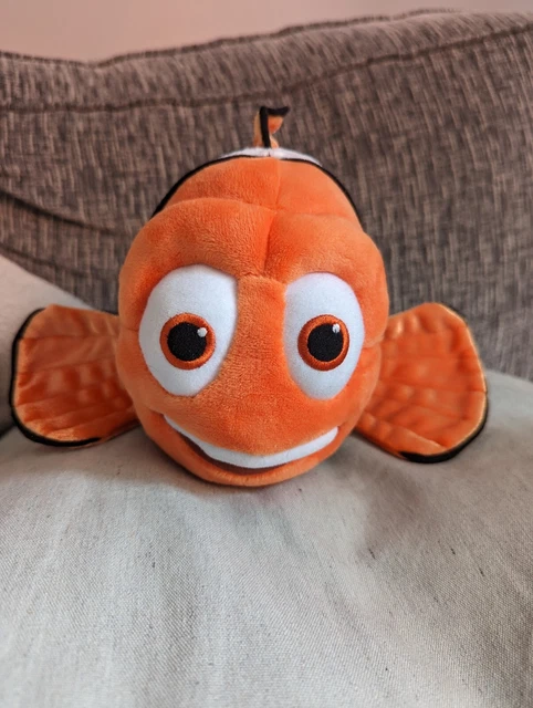 FINDING NEMO MARLIN Dad Soft Plush Toy Disney Store Stamped Clown Fish ...