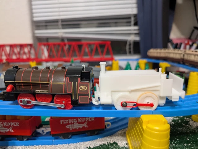 THOMAS & FRIENDS TrackMaster Custom "Box Tank" Model Tomy Free Wheel ...