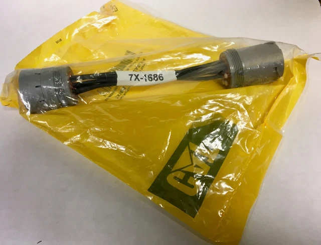 NEW GENUINE OEM Cat Caterpillar 147-1445 70-Pin Connector Plug Assembly ...