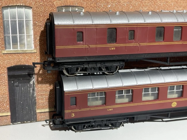 2 HORNBY OO Gauge Model Railway LMS Maroon Coaches £19.50 - PicClick UK