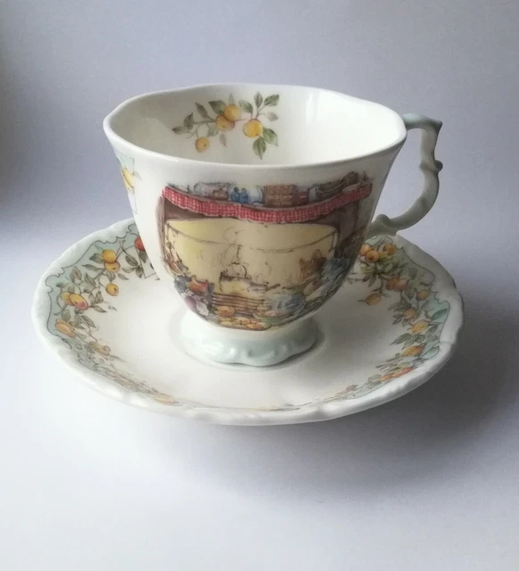 ROYAL DOULTON BRAMBLY Hedge Crabapple Cottage Tea Cup and Saucer £205. ...