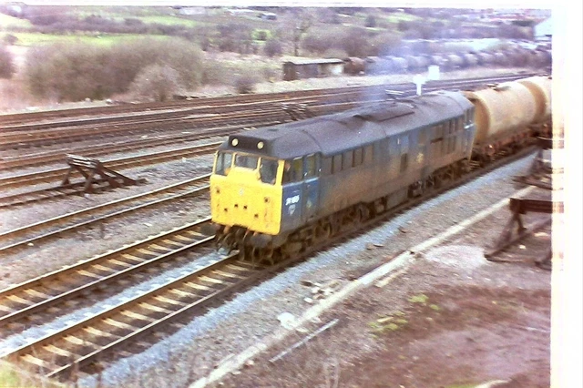 35MM RAILWAY COLOUR Negative Class 31 289 at Church Fenton 01.04.85 £1. ...