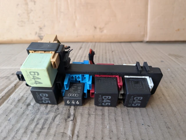 VOLKSWAGEN GOLF MK6 Tdi Diesel Fuse Relay Box 2009-012 1K2937503B A33 £ ...
