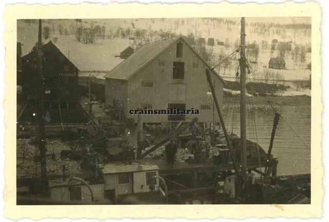 ORIG. FOTO FISCHER mit Boot Schiff im Hafen TROMSÖ Norwegen EUR 9,99 ...