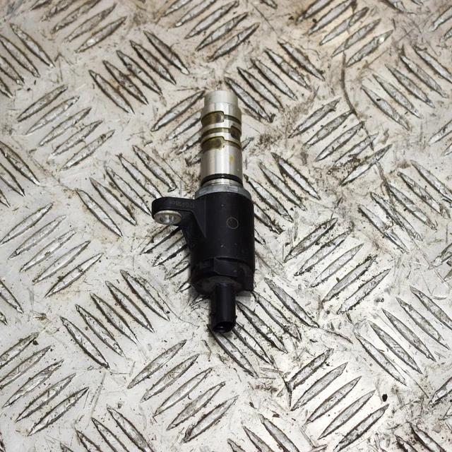 VOLKSWAGEN GOLF MK7 Camshaft Timing Oil Control Valve 04E906455AC 1.5i ...