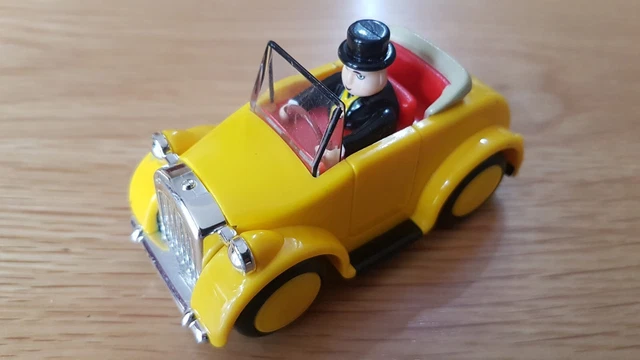 THOMAS THE TANK Engine Sir Topham Hatt / Fat Controller Car Golden Bear ...