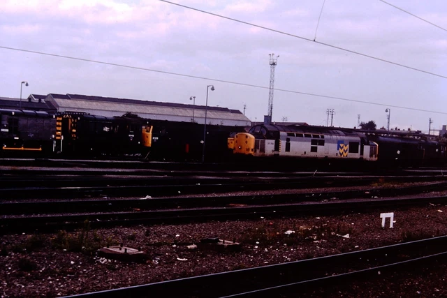 1989 BRITISH RAIL Diesel Loco 31123, 37710 Railway Slide Ref 3674 £4.99 ...