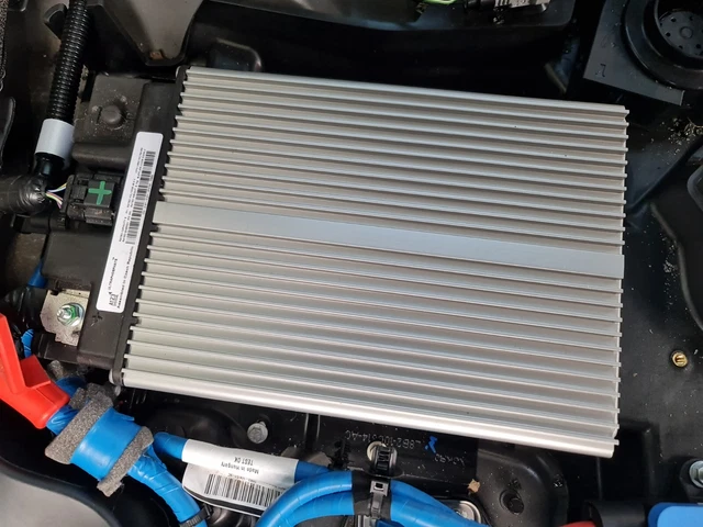 LAND ROVER DEFENDER 90 L663 2022 Lithium-ion Battery LR181079 L8B2 ...