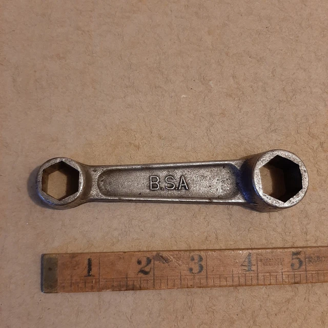 VINTAGE BRITISH SPANNER, BSA (No. 15-832), socket/box £5.50 - PicClick UK