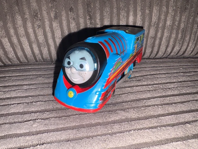 THOMAS & FRIENDS Trackmaster Jungle Turbo Thomas Streamline Train ...
