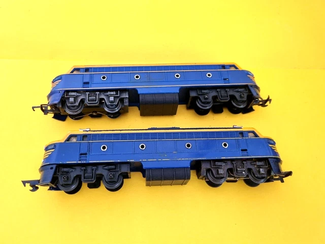 (2) TRIANG DOUBLE-ENDED VR B CLASS DIESEL LOCOMOTIVES 00 Unboxed $89.00 ...