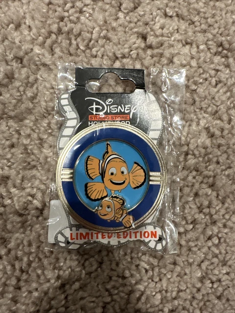DISNEY DSF DSSH Father's Day Finding Nemo Nemo And Marlin Pin On Card ...