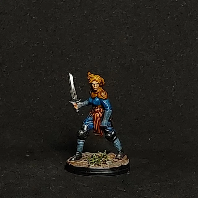 FEMALE ROGUE MINIATURE Painted DnD Mini Dungeons and Dragons D&D ...