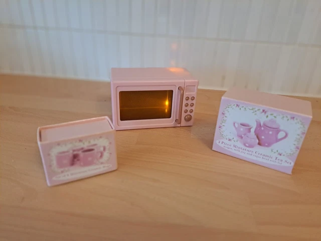 OUR GENERATION KITCHEN Microwave - Tea Set - Mugs. All Excellent Clean ...