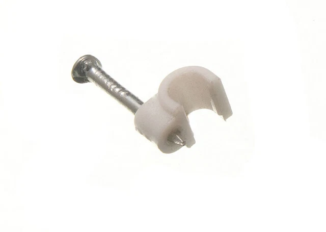 NEW 20 X Round White Cable Clips With Knock In Pins 3.5mm - Onestopdiy ...