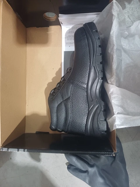 BEESWIFT DUAL DENSITY PU Chukka S3 4 D-Ring Steel Toe Capped Boots 1Pr ...