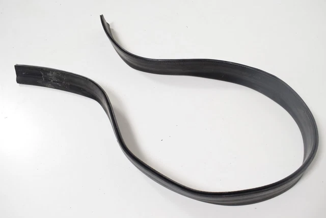 MERCEDES GLC250D X253 2018 RHD BONNET HOOD RUBBER SEAL STRIP ...
