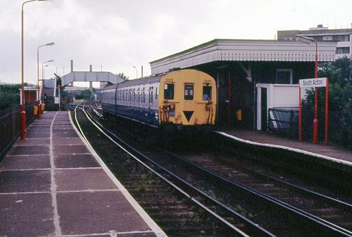 ORIGINAL COLOUR SLIDE of 6315 SR class 416 EMU £0.99 - PicClick UK
