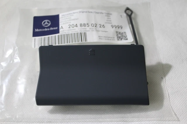 NEW GENUINE MERCEDES-BENZ W204 C-Class Rear Tow Eye Cover ...
