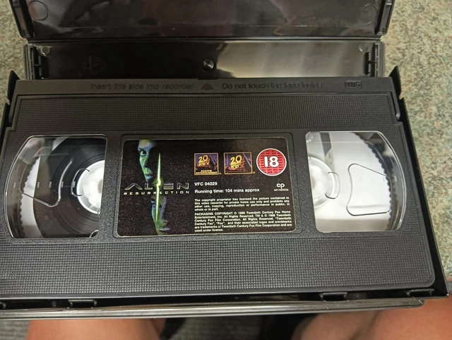 ALIEN RESURRECTION 1997 PAL VHS Tape Sigourney Weaver Horror £3.30 ...