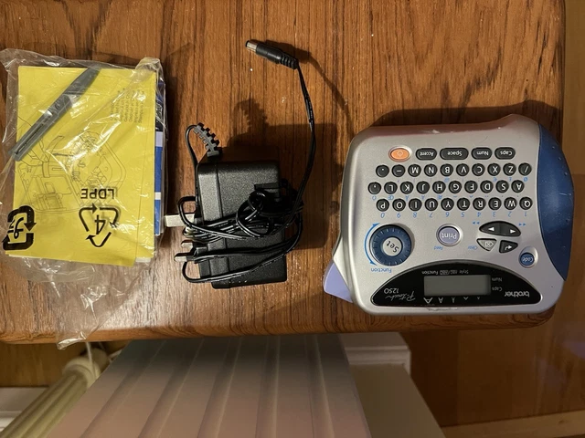 BROTHER P TOUCH Label Printer 1250 with Power Supply ,Carry Case. No ...