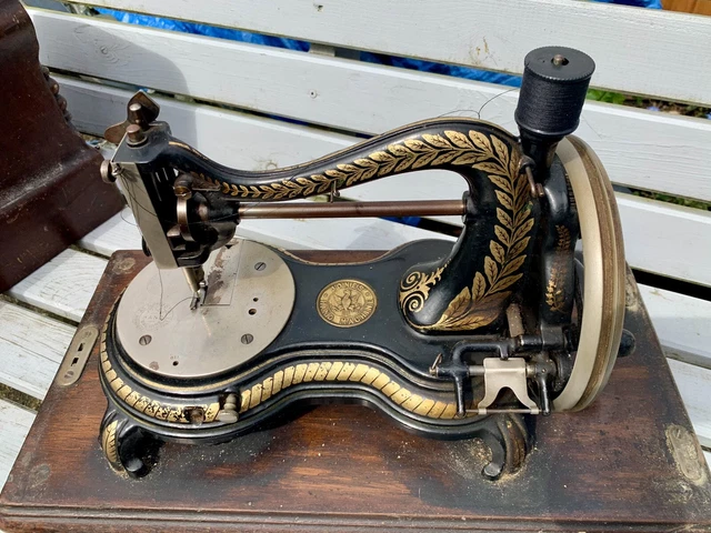 RARE ANTIQUE JONES Serpentine, Swan Neck Sewing Machine c1870 Inc Case ...