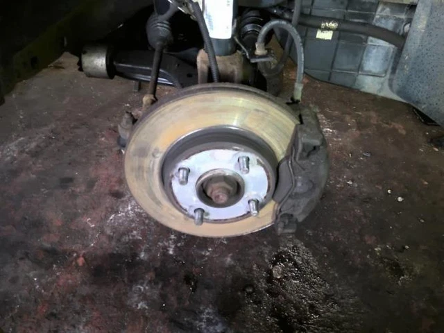 MOYEU AVANT DROIT FORD FIESTA 5 PHASE 1 1201569 EUR 30,00 - PicClick FR