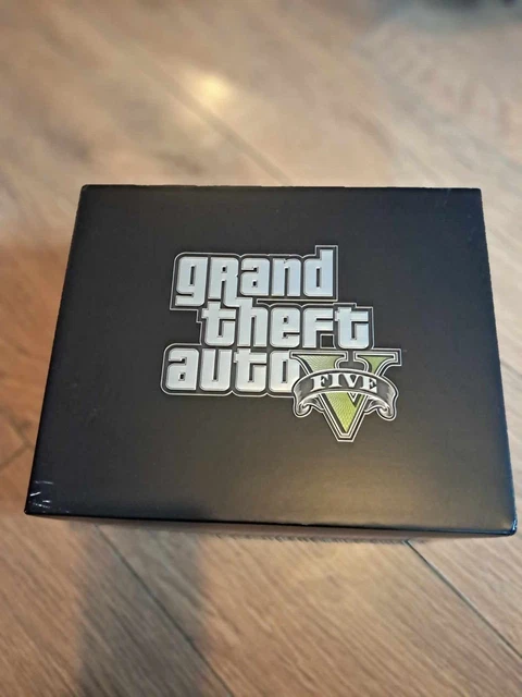 GTA5 GRAND THEFT Auto V Collectors Edition internal box only £29.99 ...