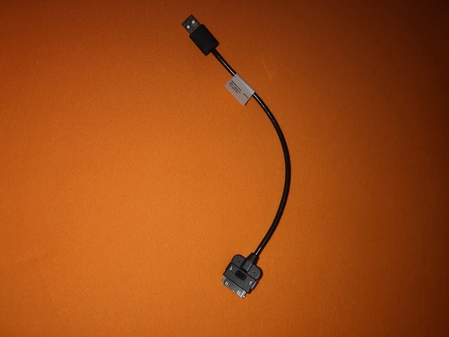 ORIGINAL MERCEDES BENZ Media Interface Consumer Ipod Iphone Kabel ...