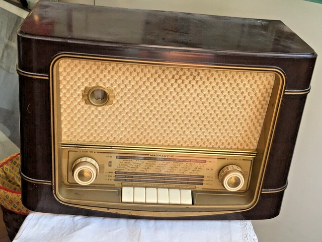 MAGNADYNE RADIO VALVOLE mod. FM 34 1959/60 Radiomuseum da revisionare EUR 59,09 - PicClick FR