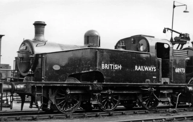 Photo Lner Class J50 Loco No 68973 At Doncaster 1949 £300 Picclick Uk