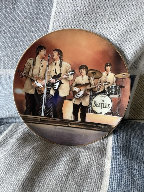 THE BEATLES AT Shea Stadium Display Plate £13.20 - PicClick UK