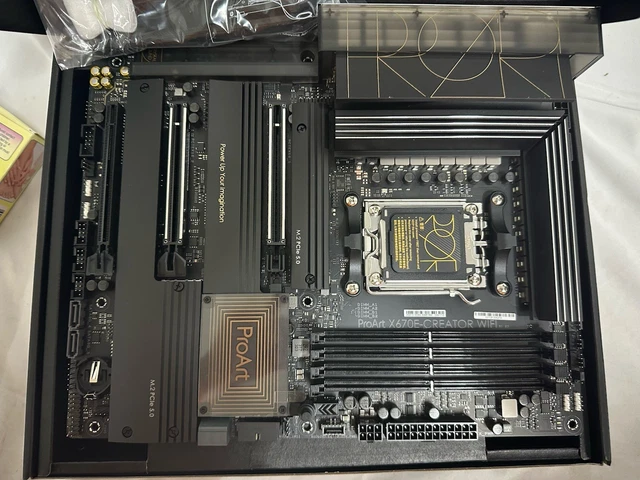 ASUS PROART X870E-CREATOR WiFi AMD AM5 X870E ATX Motherboard PCIe 5.0 x ...