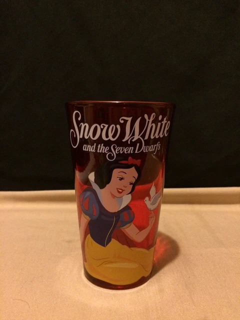 DISNEY SNOW WHITE & the Seven Dwarfs Snow White Red Drinking Glass £7. ...