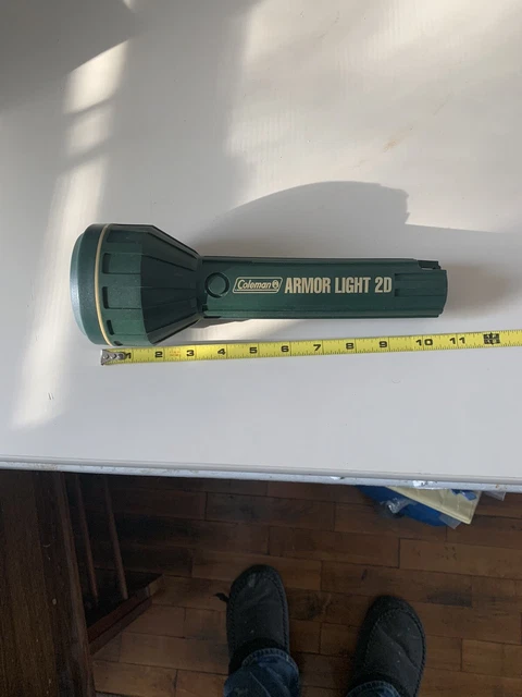 VINTAGE COLEMAN ARMOR Clad 2D Big Dark Green Flash Light Tested 10 ...