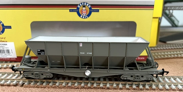OXFORD RAIL BOGIE Hopper Wagon 'Ici' Exclusive To Hattons Cat No ...