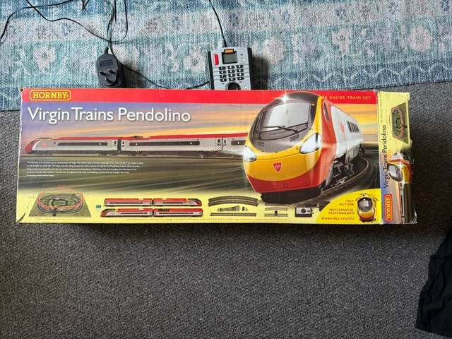 HORNBY VIRGIN TRAINS Pendolino 00 Gauge Train Set R1134 £107.09 ...