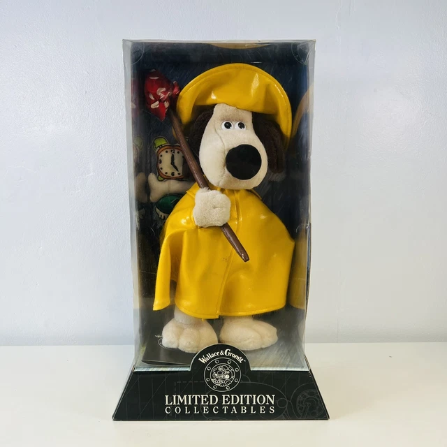WALLACE AND GROMIT Collectable, Large Gromit In Raincoat, Boxed New ...