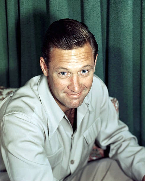 AMERICAN ACTOR WILLIAM Holden circa 1955 Old Movie Photo 1 $6.19 - PicClick