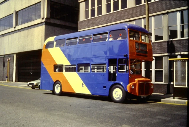 STRATHTAY SCOTTISH ROUTEMASTER Bus In Sheffield Bus Slide £2.00 ...