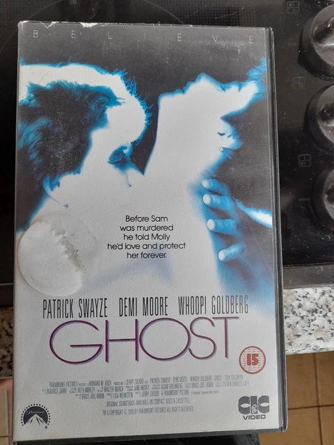 GHOST (PATRICK SWAYZE, Demi Moore) Big Box Vhs Video Tape £2.99 ...