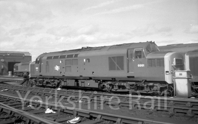35MM RAILWAY NEGATIVE | Class 37 6991 | Cardiff Canton TMD | 1973 ...