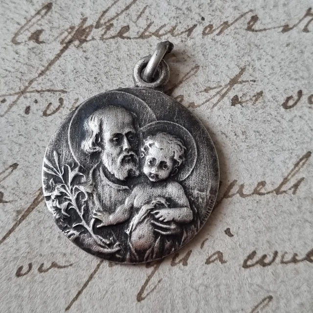 MÉDAILLE SIGNÉE REVILLON SAINT JOSEPH Enfant Jésus Métal Argenté Holy ...