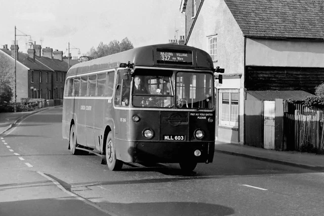 LONDON TRANSPORT RF 216 LCBS 6x4 Bus Photo B EUR 3,79 - PicClick FR