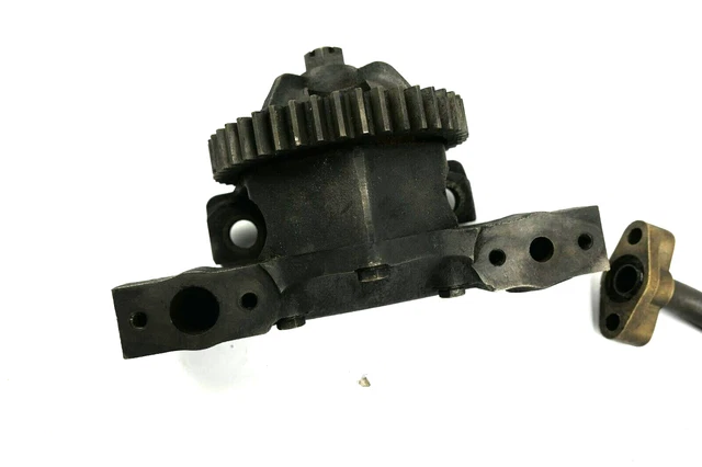 NUFFIELD TRACTOR ENGINE Sump Oil Pump + Pipes 3DL 342 460 10/60 ...