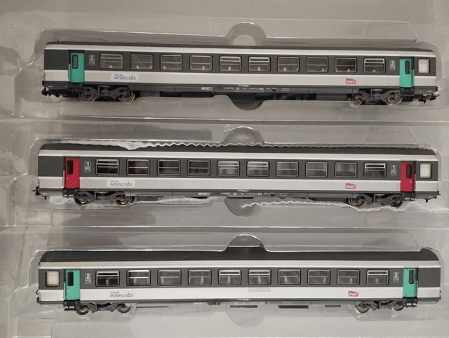 LOT 3 VOITURES Corail SNCF, ech HO (PIKO) EUR 120,00 - PicClick FR