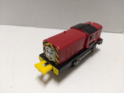 THOMAS & FRIENDS Trackmaster Motorized Crash & Repair Salty Flip Face ...